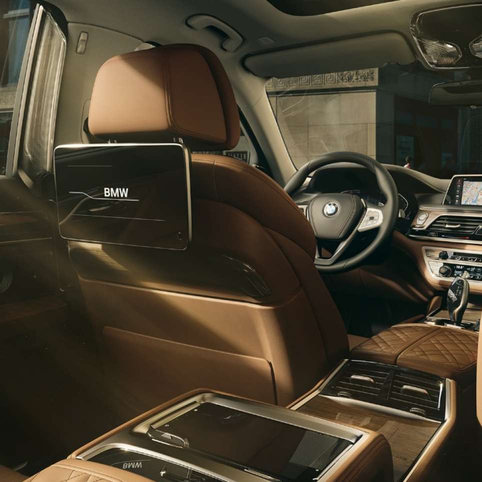 BMW 7 Series Price in India 2022 - Images, Mileage & Reviews - carandbike