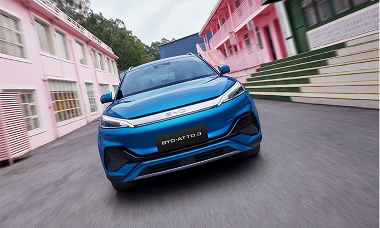 BYD Atto 3 EV Electric Car Price in India 2023 - Images, Mileage ...