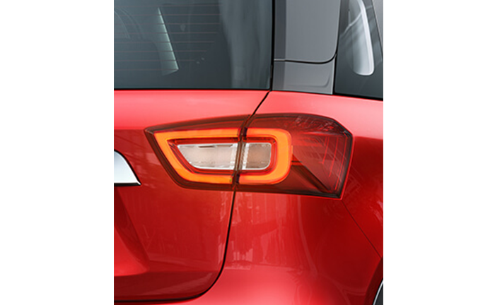 Comparison Review: Maruti Suzuki Vitara Brezza vs Ford EcoSport vs ...