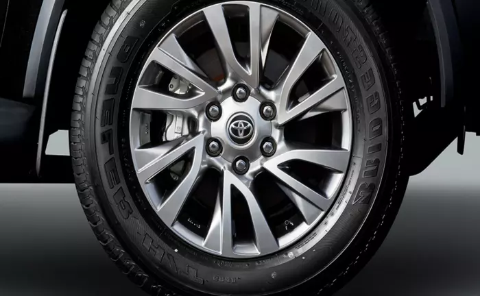 Toyota Fortuner On-Road Price in Coimbatore : Offers on Fortuner Price ...