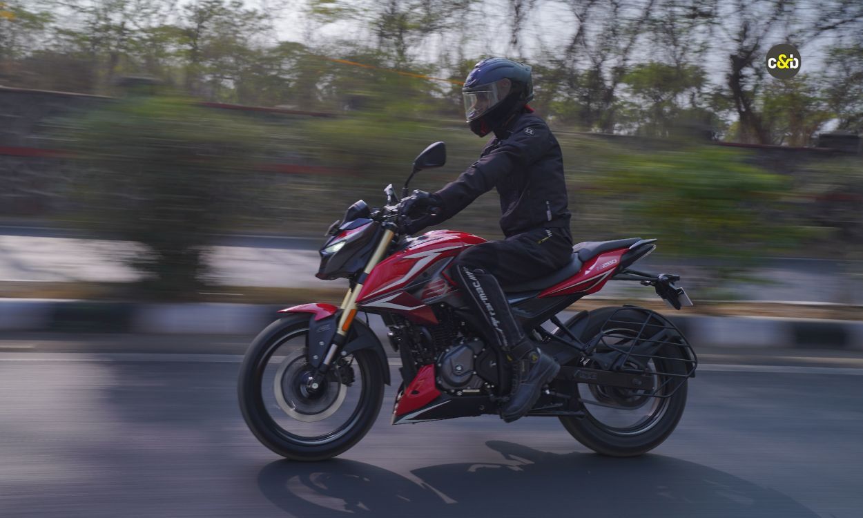 2024 Bajaj Pulsar N250 Review: In Pictures