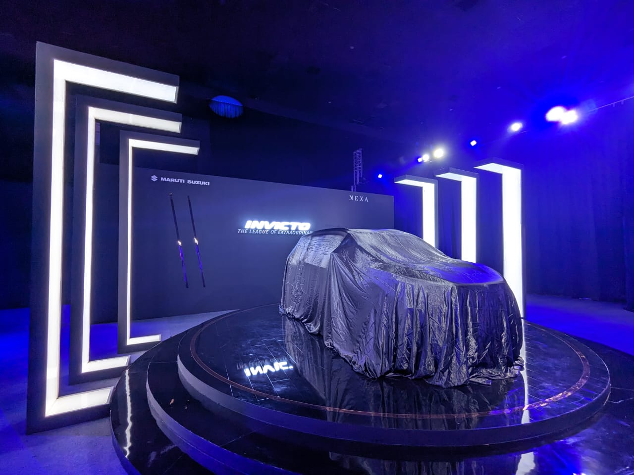 Maruti Suzuki Invicto Launch LIVE Updates: Features, Specifications, Images