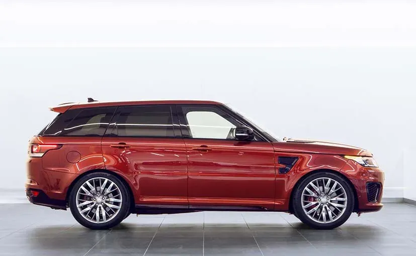 Jaguar Land Rovers Opens New Techinal Centre for Special Vehicle Operations