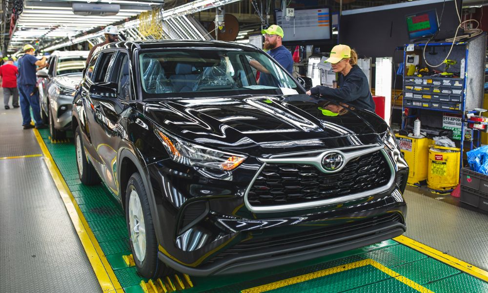 Toyota Reaches New Global Milestone With 300 Million Cars Produced