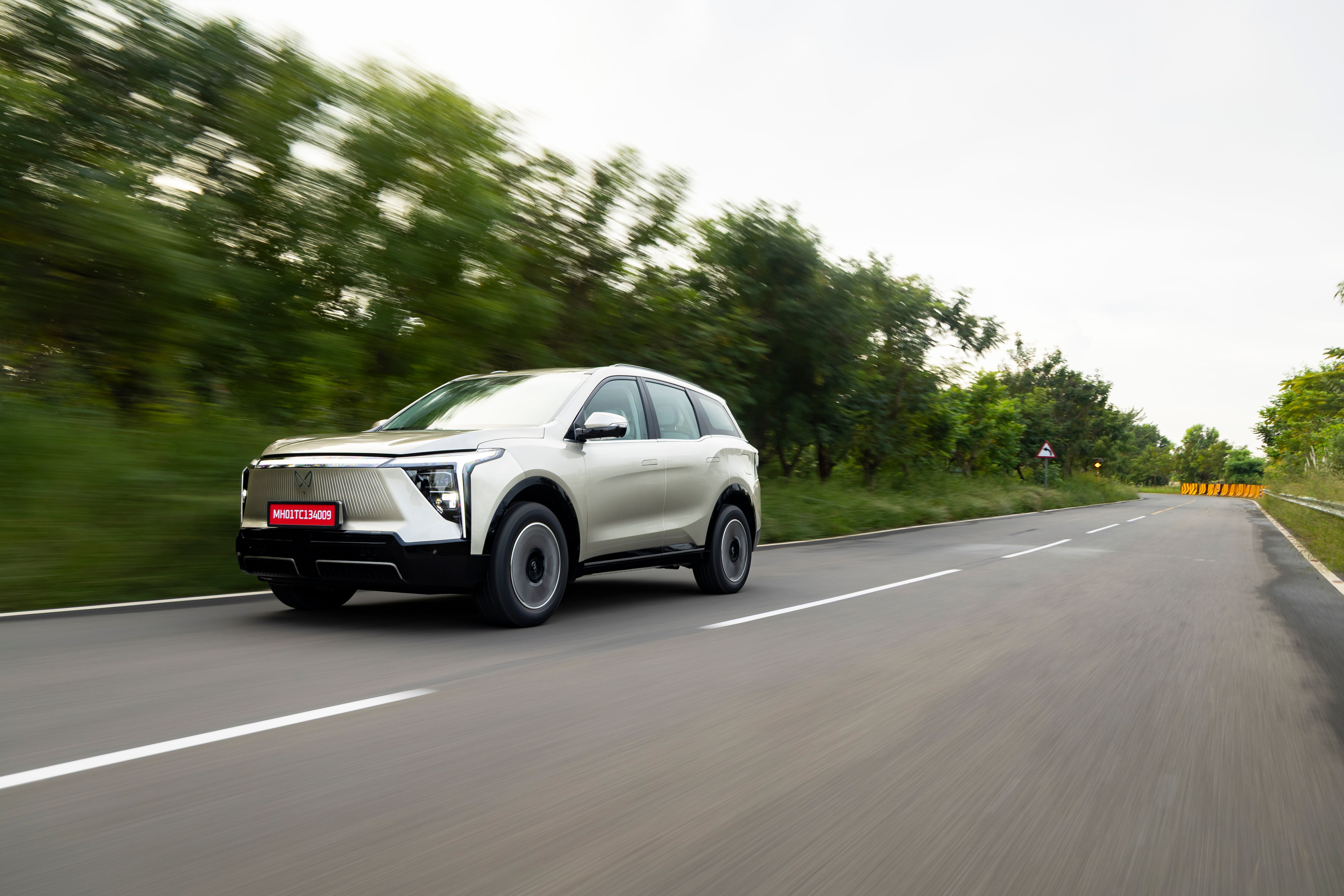 Mahindra Introduces New 70 kWh Battery Pack With XEV 9S