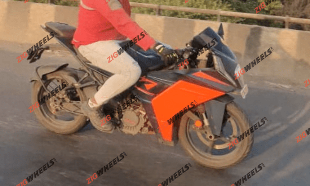 New KTM RC 160 Spotted Testing