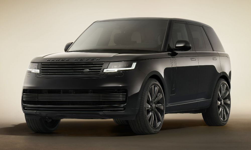 Range Rover SV Black Edition Unveiled