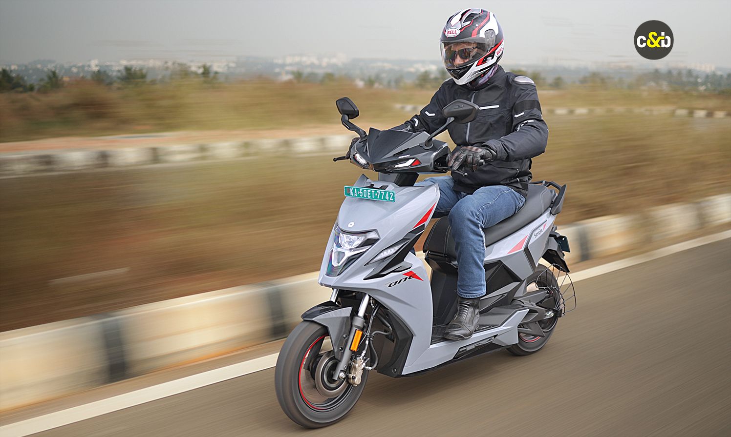 Simple One Gen 2 First Ride Review: 265 km Claimed Range!