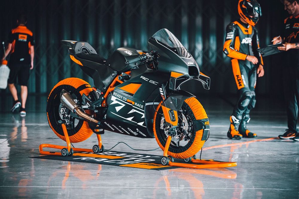 2023 KTM RC 8C Revealed; Only 200 Units Will Be Manufactured