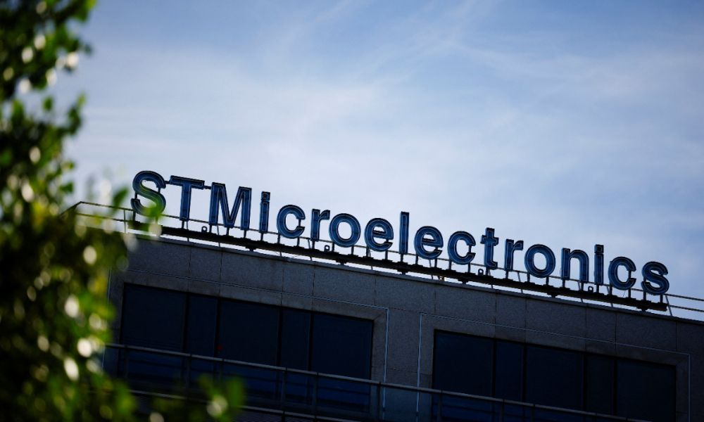 STMicro Tops Forecasts On Autos And Industrial Demand
