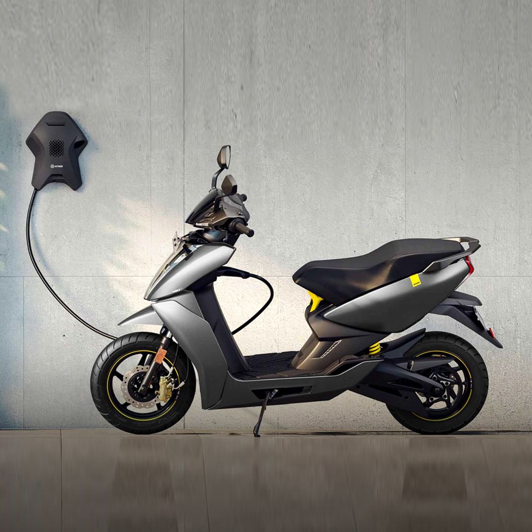Ather 450 Price 2023 | Mileage, Specs, Images of 450 - carandbike