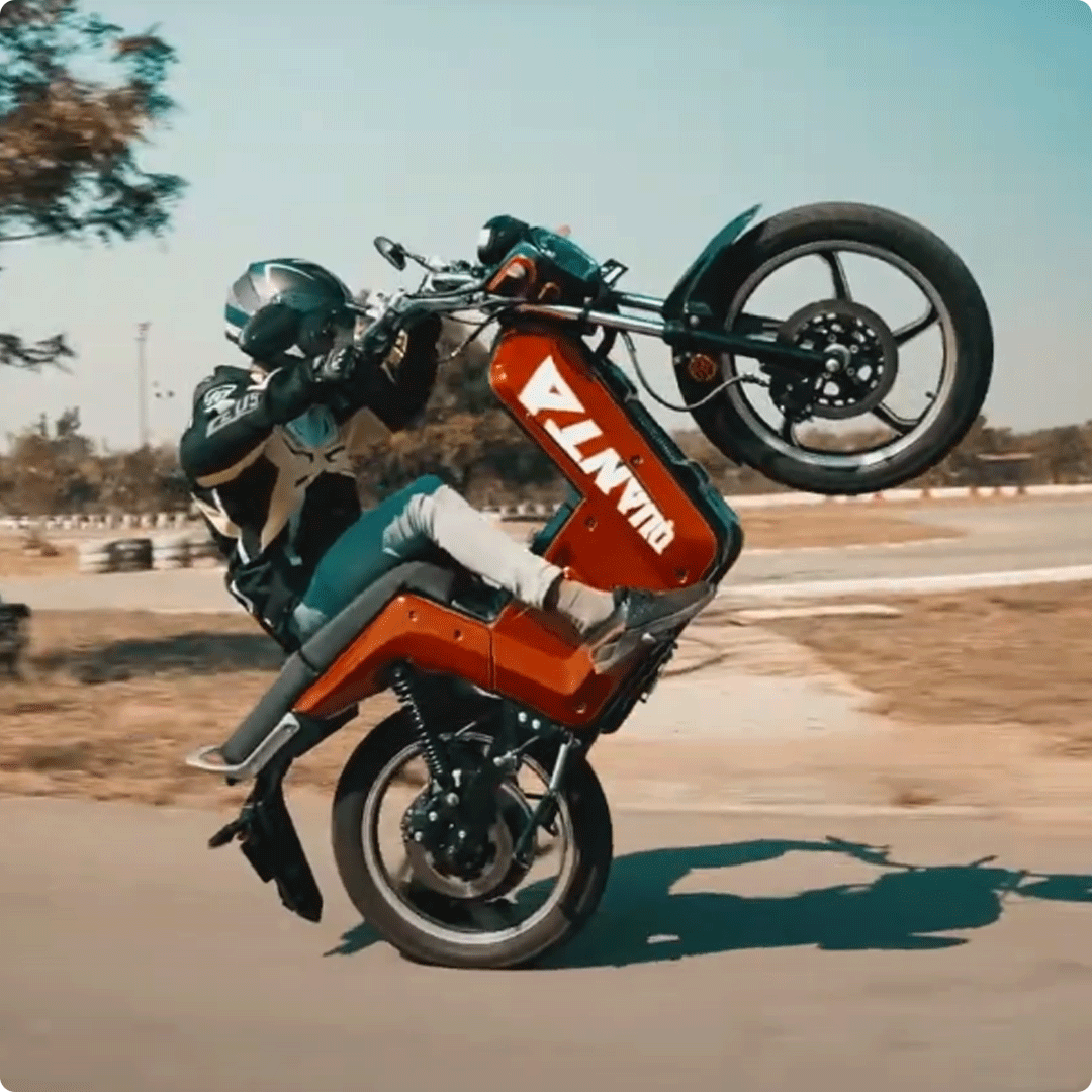Gravton Motors Quanta Price 2023 | Mileage, Specs, Images of Quanta ...